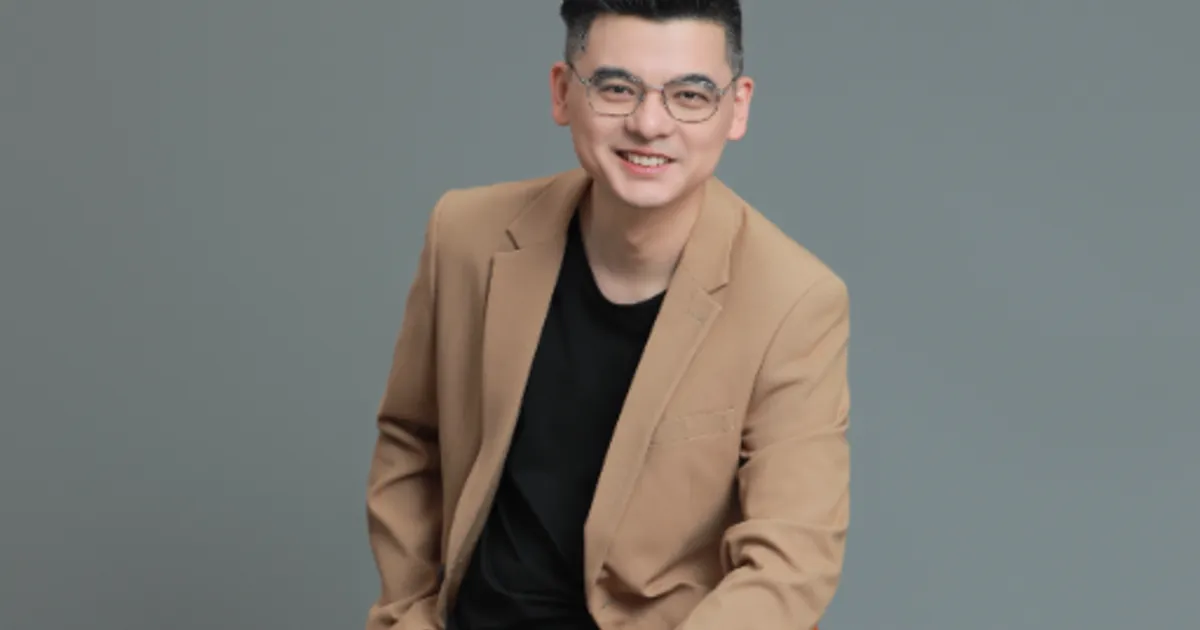 Alex Zheng - Real estate agent in Bois-Colombes (92270) - iad