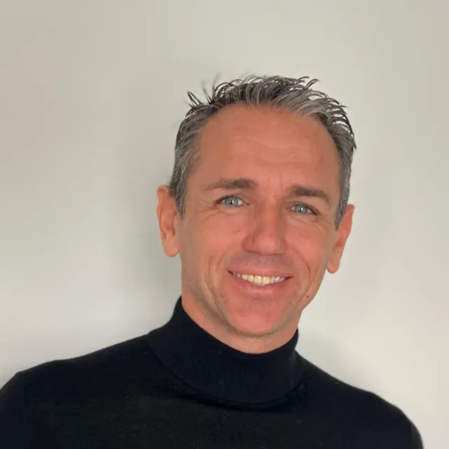 John-Steven Greenaway - Conseiller immobilier à Coudoux (13111) - iad