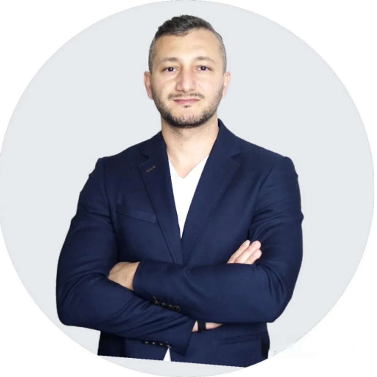 Nacim Achour - Conseiller immobilier à Paris (75020) - iad