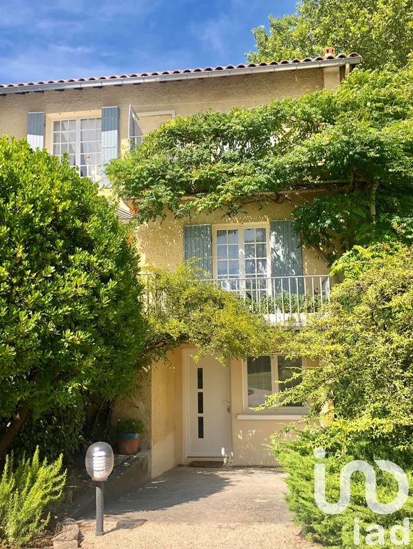 Maison à vendre à Carpentras (84200) : 32 maisons en vente - iad