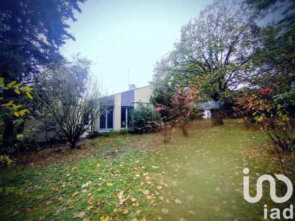 1 house with swimming pool for sale in Tombebœuf (47380) - iad