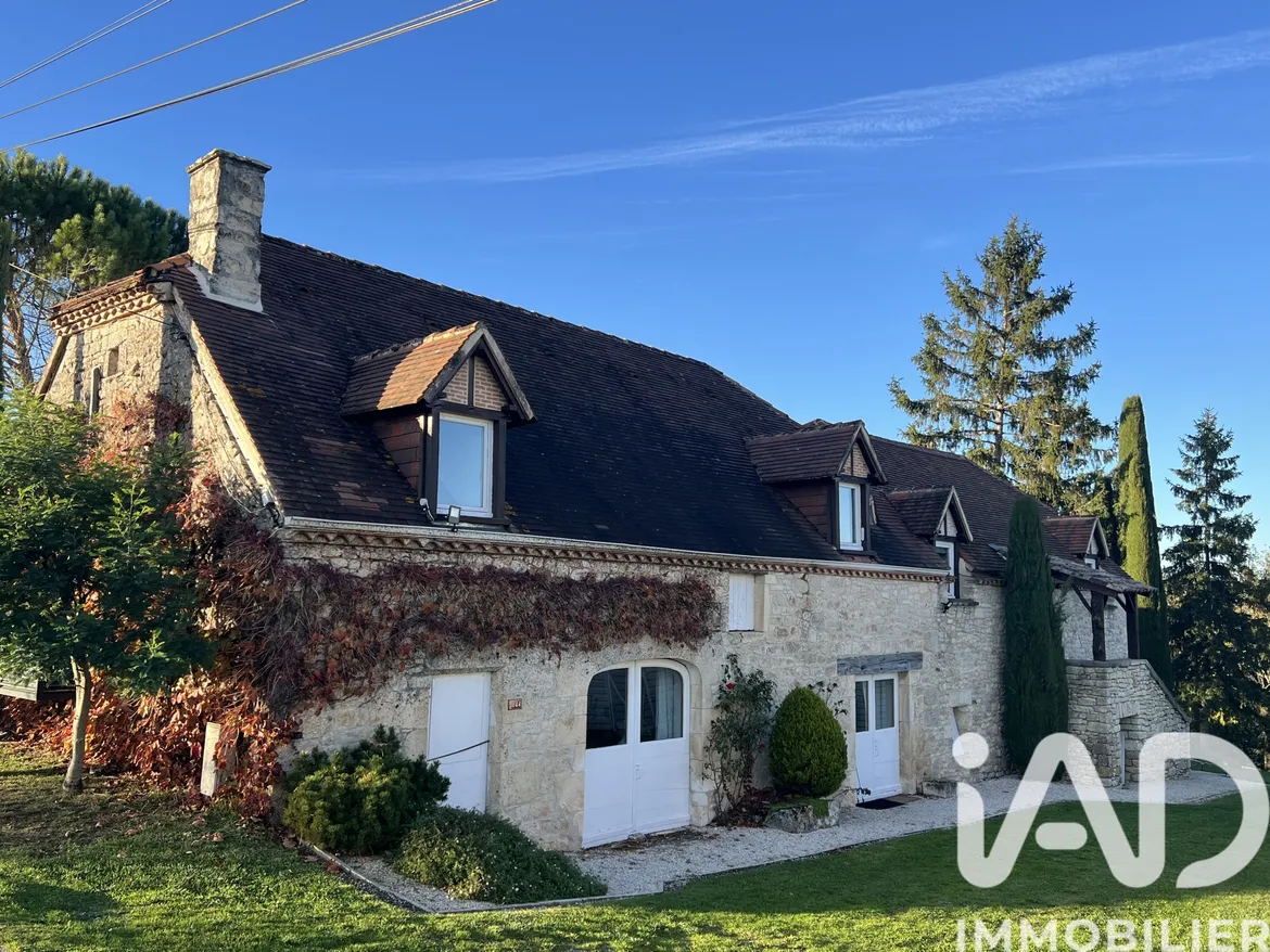 Sale house in Calès (46350): 8 rooms mansion 228 m² - 1892695 - iad