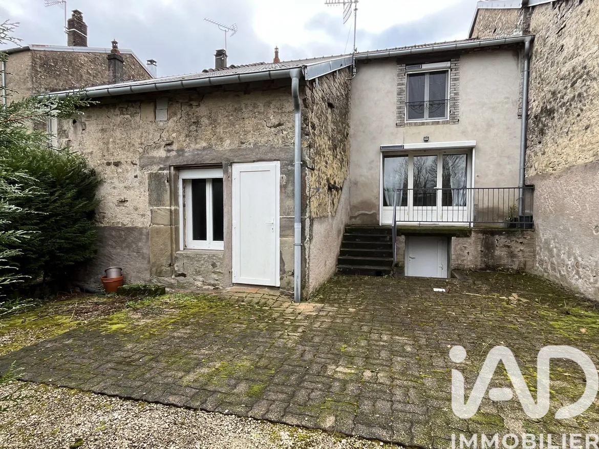 Vente maison à Bourbonne-les-Bains (52400) : maison 5 pièces 106 m² - 1882007 - iad