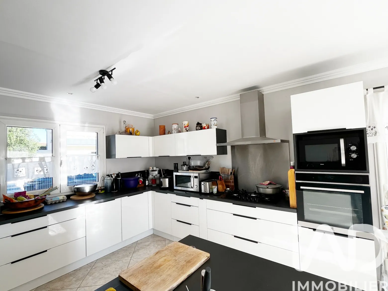 Vente maison à Pollestres (66450) : maison traditionnelle 8 pièces 257 ...