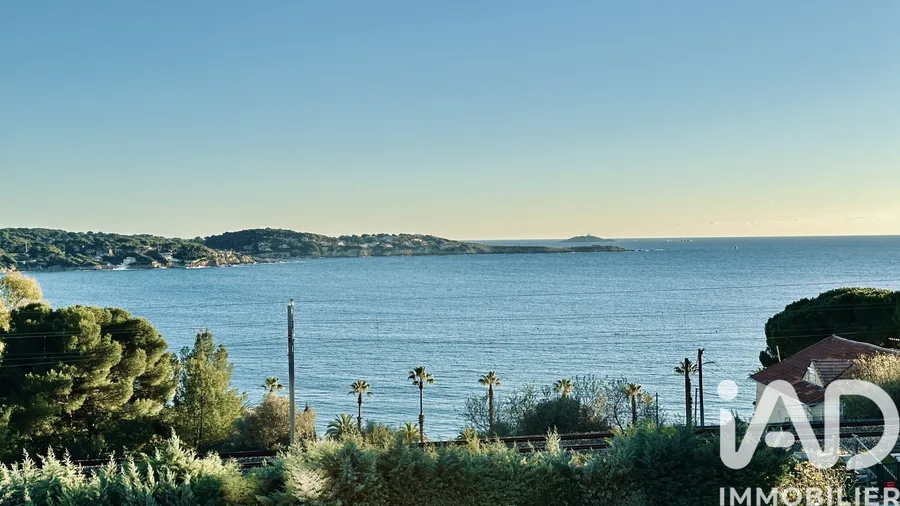 Immobilier à Bandol (83150) : 71 annonces immobilières - iad