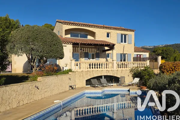 1 house (prestige) for sale in Mallemort (13370) - iad