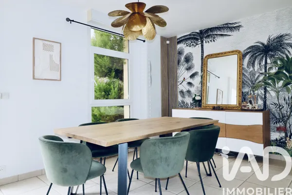 0 maison avec balcon à louer à Maisons-Laffitte (78600) - iad