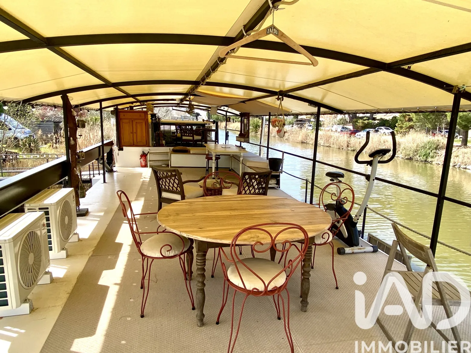 Sale house in Aigues-Mortes (30220): 5 rooms barge 166 m² - 1911925 - iad