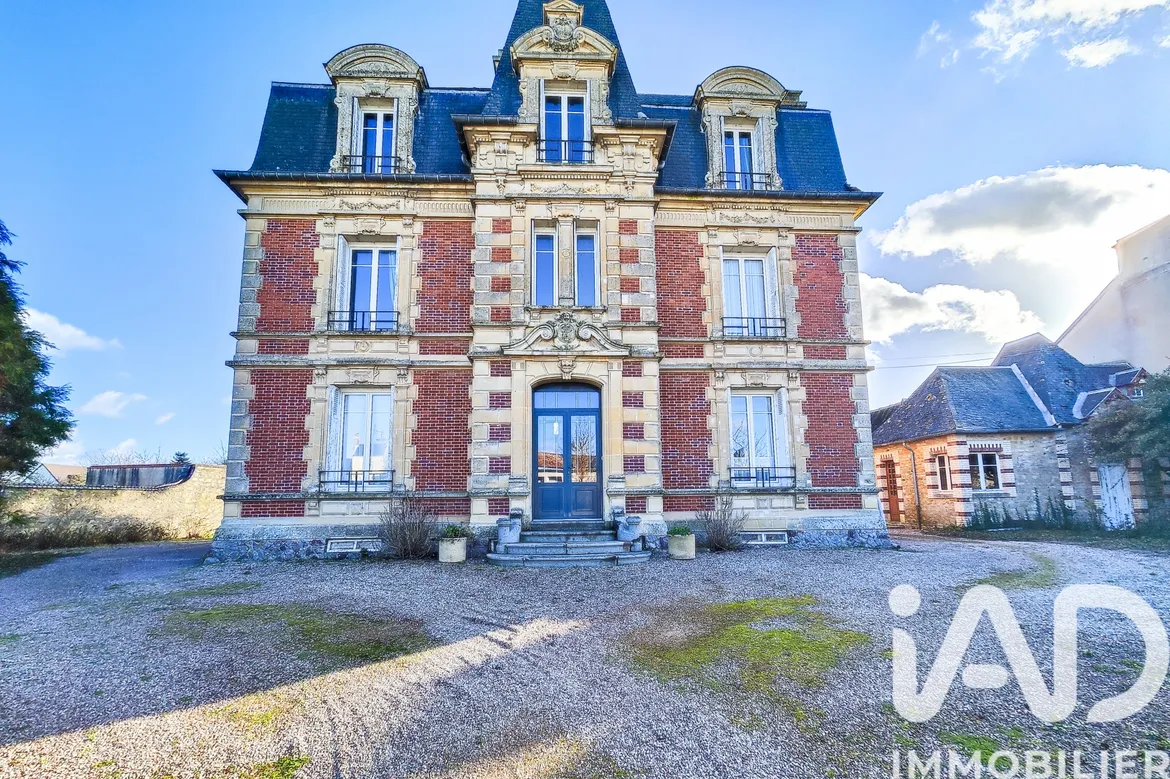 Sale house in Le Hom (14220): 9 rooms mansion 256 m² - 1921434 - iad