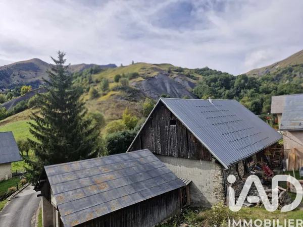 1 maison 6 pièces à vendre à Le Haut-Bréda (38580) - iad