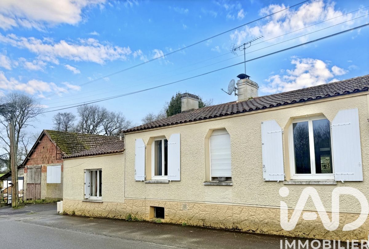 Vente maison à Saint-Étienne-de-Mer-Morte (44270) : maison de village 3 ...