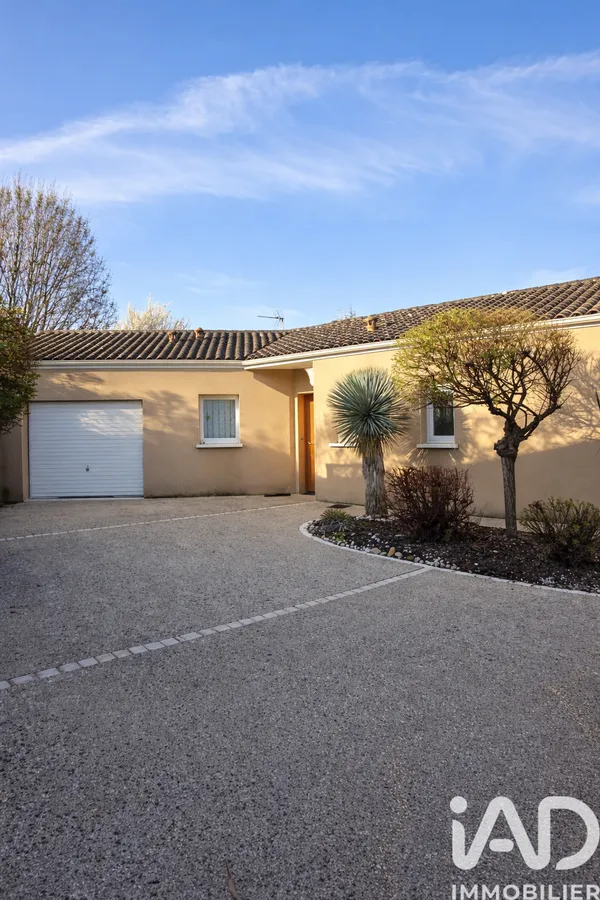 75 biens immobiliers à Niort (79000) - iad