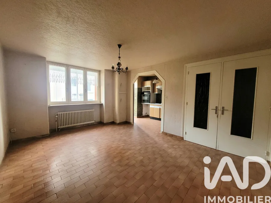 1 maison à vendre à Saint-Bonnet-le-Troncy (69870) - iad