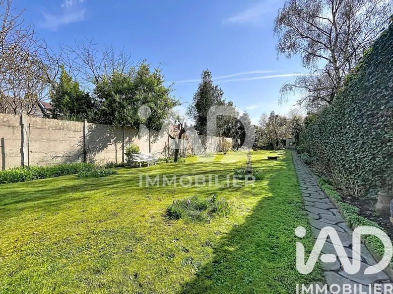 Vente maison à Lille (59000) : demeure 6 pièces 153 m² - 1967773 - iad