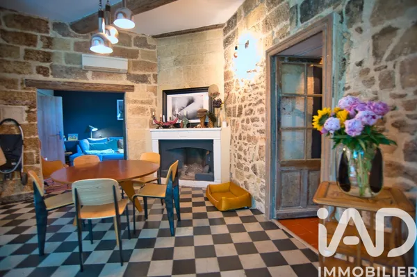 72 biens immobiliers à Uzès (30700) - iad