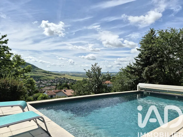 Vente maison à Veyre-Monton (63960) : maison d'architecte 8 pièces 189 ...