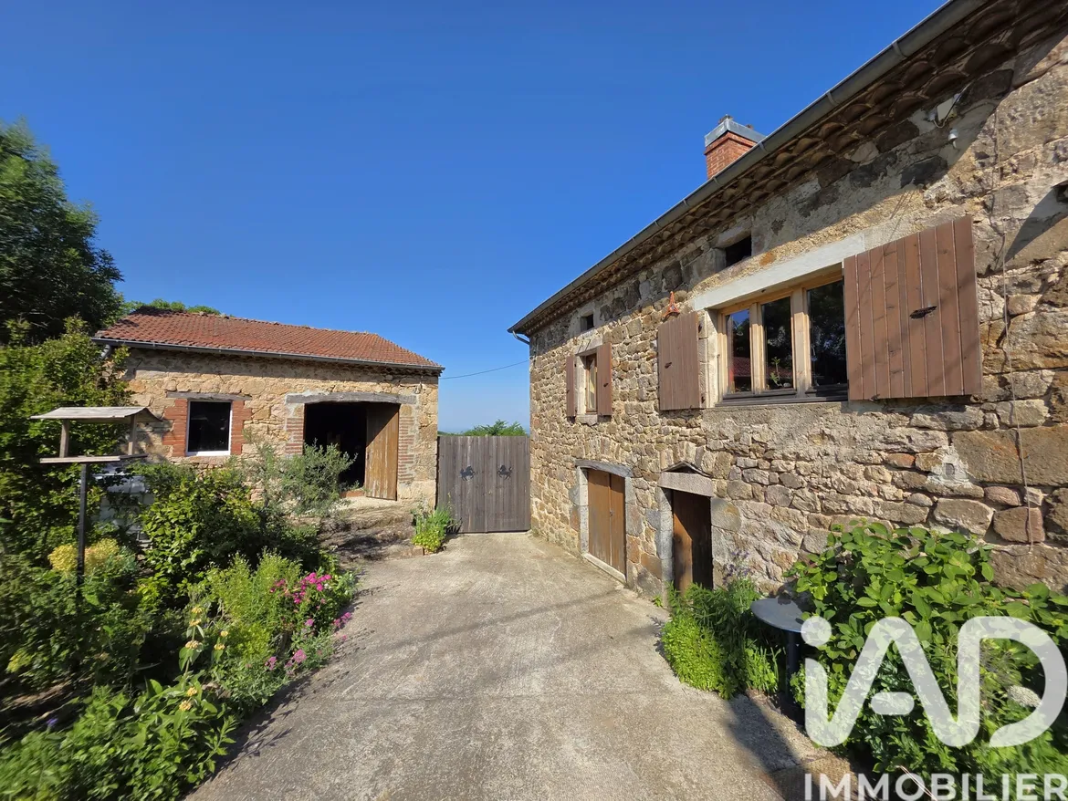 Vente maison à Saint-Alban-d'Ay (07790) : maison 5 pièces 118 m² ...